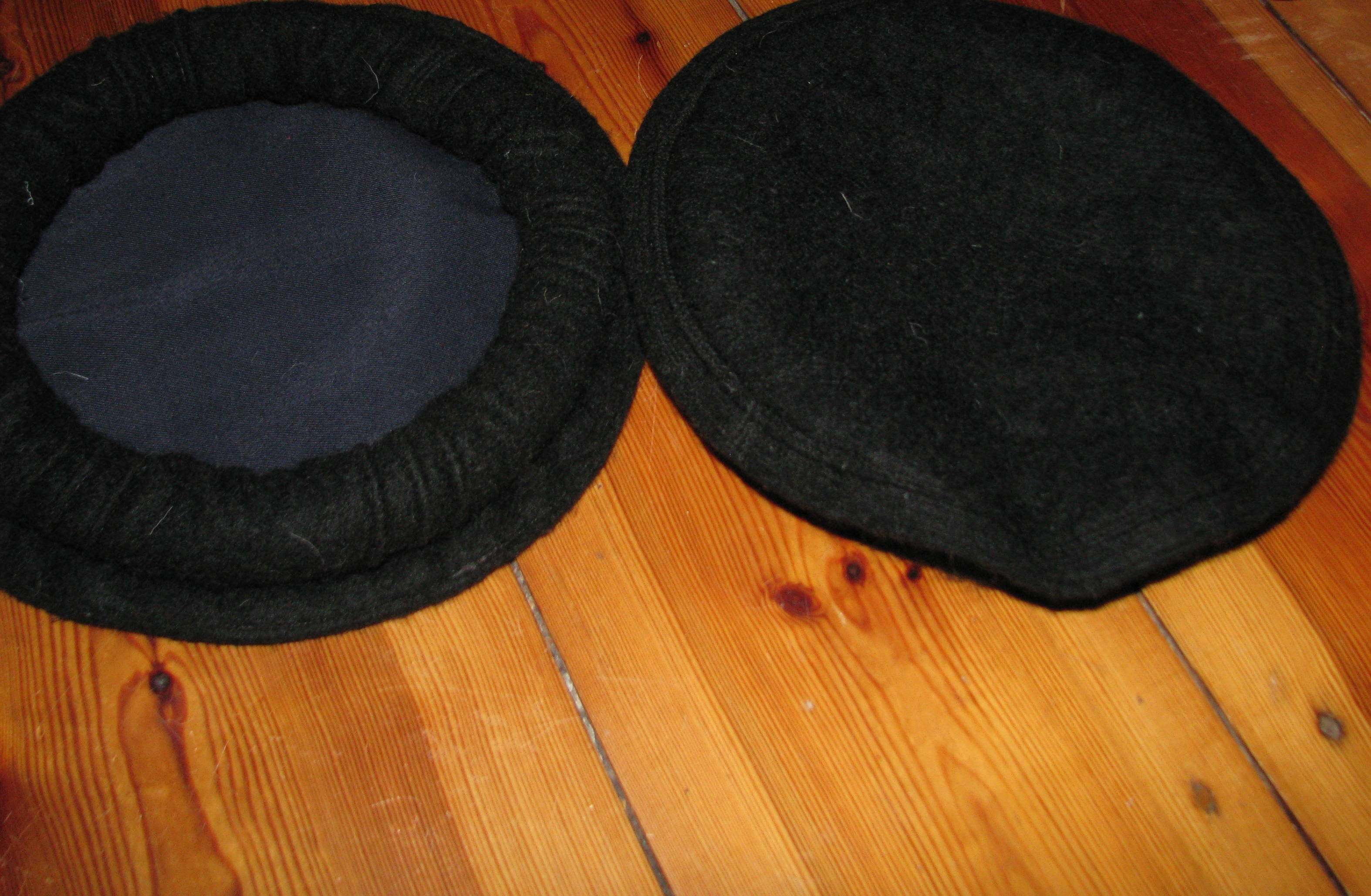 Pakol Pachtoune - couvre chef en laine noire | Gundara